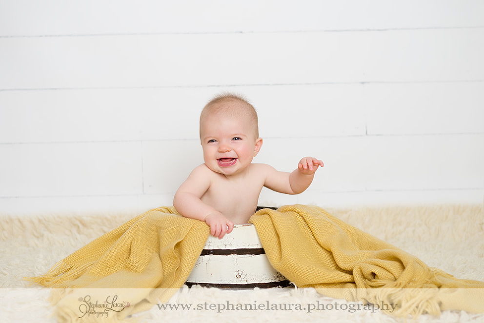 North Hills area 7 month old baby Photography - Stephanie Laura Photography